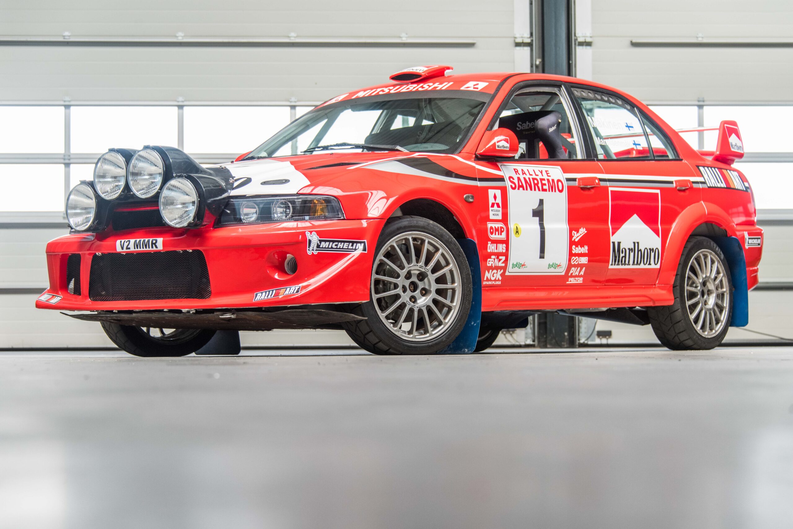 WRC Mitsubishi Lancer Evo IV 6 2.0 4WD Group A running car ...