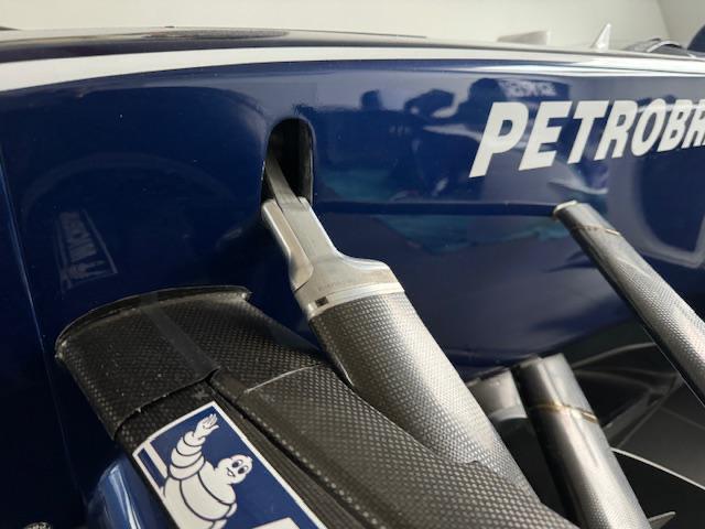 F1 Williams FW26 official show car in 2006 livery - GPCars4Sale.com